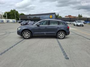 Grey Audi Q5 2009 in Kaunas, with an engine capacity of 2.00 L and mileage of 277 thousand km for 8800 €, photo 3 on AUTOMOTO.COM.LV