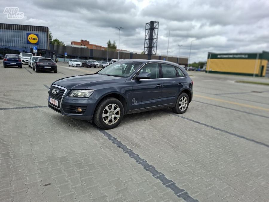 Grey Audi Q5 2009 in Kaunas, with an engine capacity of 2.00 L and mileage of 277 thousand km for 8800 €, photo 5 on AUTOMOTO.COM.LV