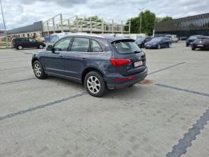 Pelēks Audi Q5 2009 Kauņa, ar dzinēja tilpumu 2.00 L un nobraukumu 277 tūkst. km par 8800 €, foto 19 vietnē AUTOMOTO.COM.LV
