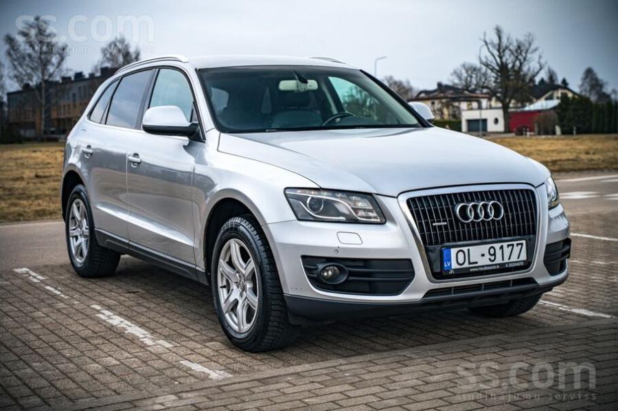 Grey Audi Q5 2009 in Riga, with an engine capacity of 3.00 L and mileage of 0 thousand km for 7990 €, photo 4 on AUTOMOTO.COM.LV