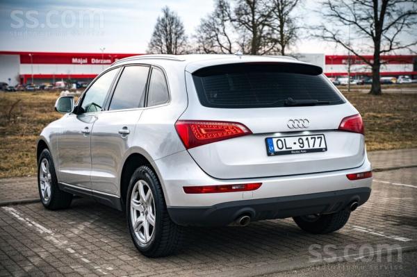 Pelēks Audi Q5 2009 Rīga, ar dzinēja tilpumu 3.00 L un nobraukumu 0 tūkst. km par 7990 €, foto 6 vietnē AUTOMOTO.COM.LV