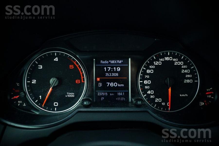 Grey Audi Q5 2009 in Riga, with an engine capacity of 3.00 L and mileage of 0 thousand km for 7990 €, photo 12 on AUTOMOTO.COM.LV