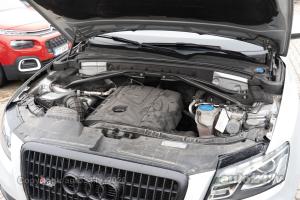 Pelēks Audi Q5 2009 Tallina, ar dzinēja tilpumu 2.00 L un nobraukumu 202 tūkst. km par 9900 €, foto 10 vietnē AUTOMOTO.COM.LV