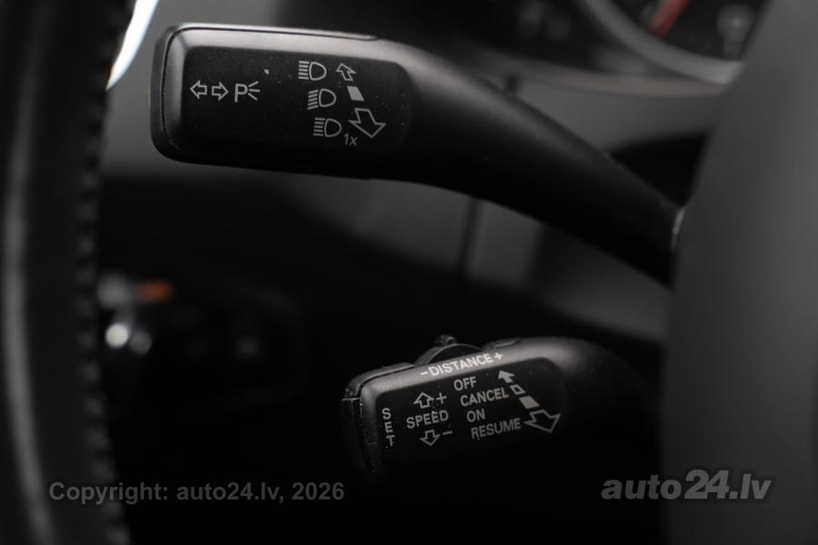 Pelēks Audi Q5 2009 Tallina, ar dzinēja tilpumu 2.00 L un nobraukumu 202 tūkst. km par 9900 €, foto 15 vietnē AUTOMOTO.COM.LV
