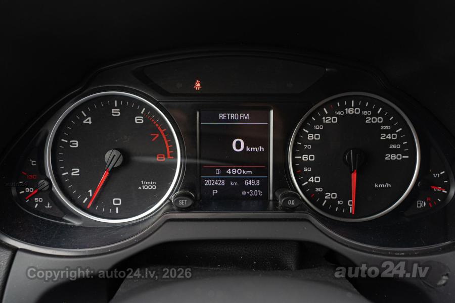 Pelēks Audi Q5 2009 Tallina, ar dzinēja tilpumu 2.00 L un nobraukumu 202 tūkst. km par 9900 €, foto 16 vietnē AUTOMOTO.COM.LV