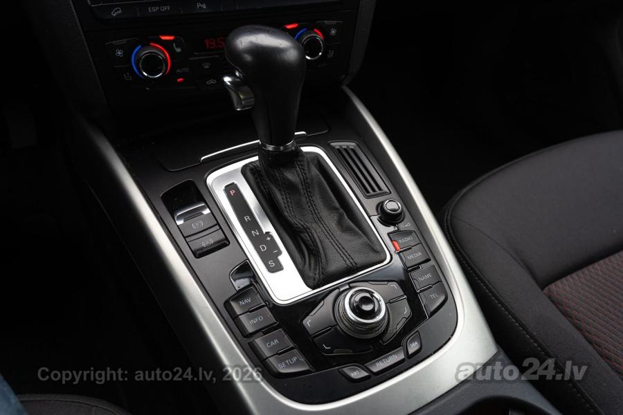 Pelēks Audi Q5 2009 Tallina, ar dzinēja tilpumu 2.00 L un nobraukumu 202 tūkst. km par 9900 €, foto 17 vietnē AUTOMOTO.COM.LV