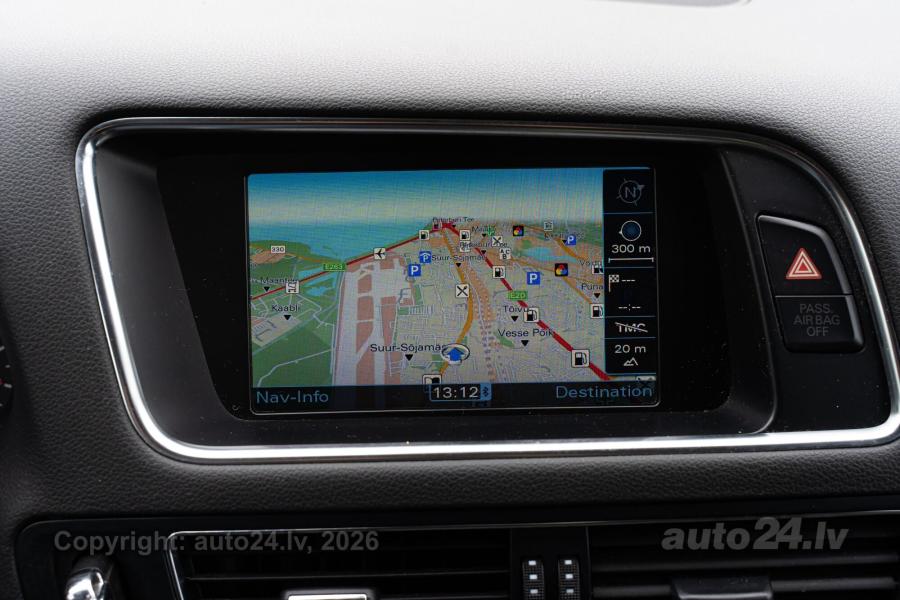 Pelēks Audi Q5 2009 Tallina, ar dzinēja tilpumu 2.00 L un nobraukumu 202 tūkst. km par 9900 €, foto 19 vietnē AUTOMOTO.COM.LV