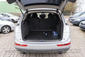 Pelēks Audi Q5 2009 Tallina, ar dzinēja tilpumu 2.00 L un nobraukumu 202 tūkst. km par 9900 €, foto 24 vietnē AUTOMOTO.COM.LV