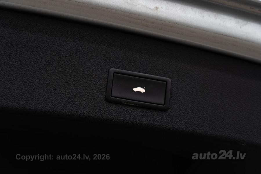 Pelēks Audi Q5 2009 Tallina, ar dzinēja tilpumu 2.00 L un nobraukumu 202 tūkst. km par 9900 €, foto 25 vietnē AUTOMOTO.COM.LV