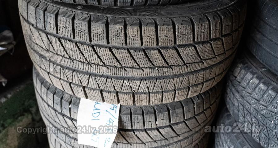 Pelēks Audi Q5 2009 Tallina, ar dzinēja tilpumu 2.00 L un nobraukumu 202 tūkst. km par 9900 €, foto 30 vietnē AUTOMOTO.COM.LV