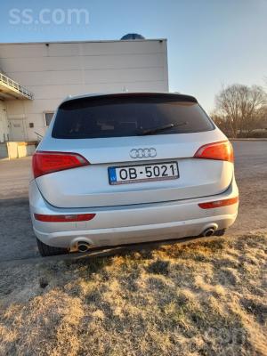 Pelēks Audi Q5 2009 Ogre, ar dzinēja tilpumu 3.00 L un nobraukumu 317 tūkst. km par 8500 €, foto 6 vietnē AUTOMOTO.COM.LV