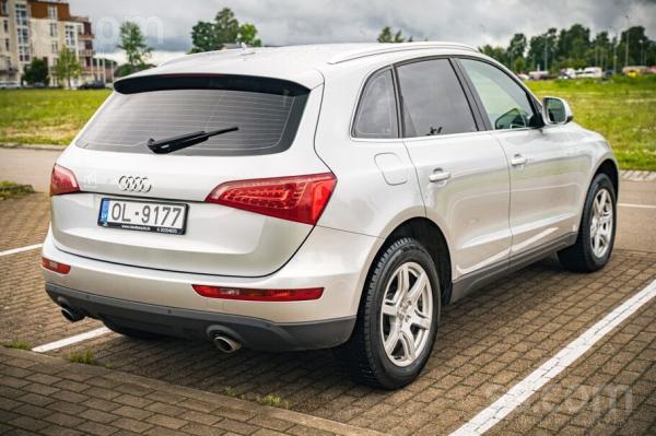 Grey Audi Q5 2009 in Riga, with an engine capacity of 3.00 L and mileage of 238 thousand km for 7990 €, photo 4 on AUTOMOTO.COM.LV