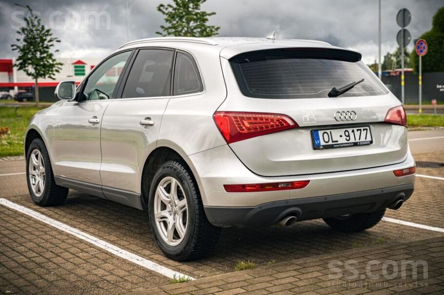 Pelēks Audi Q5 2009 Rīga, ar dzinēja tilpumu 3.00 L un nobraukumu 238 tūkst. km par 7990 €, foto 7 vietnē AUTOMOTO.COM.LV