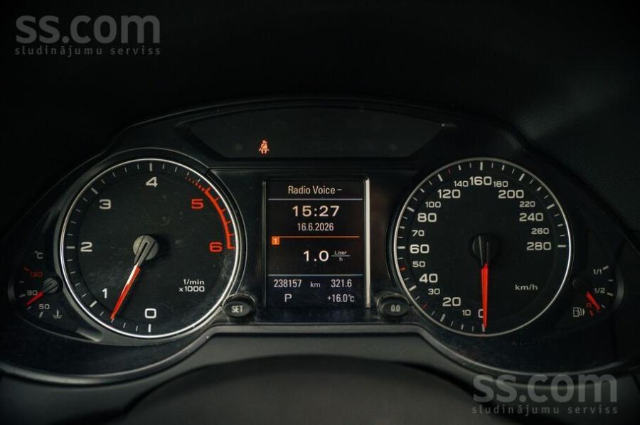 Pelēks Audi Q5 2009 Rīga, ar dzinēja tilpumu 3.00 L un nobraukumu 238 tūkst. km par 7990 €, foto 11 vietnē AUTOMOTO.COM.LV