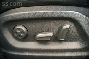 Pelēks Audi Q5 2009 Rīga, ar dzinēja tilpumu 3.00 L un nobraukumu 238 tūkst. km par 7990 €, foto 23 vietnē AUTOMOTO.COM.LV