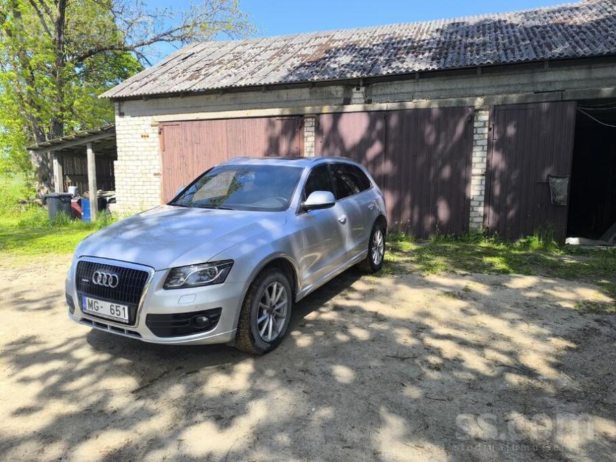 Pelēks Audi Q5 2009 Liepāja, ar dzinēja tilpumu 3.00 L un nobraukumu 360 tūkst. km par 6900 €, foto 3 vietnē AUTOMOTO.COM.LV