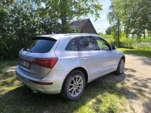 Pelēks Audi Q5 2009 Liepāja, ar dzinēja tilpumu 3.00 L un nobraukumu 360 tūkst. km par 6900 €, foto 4 vietnē AUTOMOTO.COM.LV