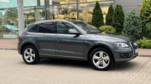 Grey Audi Q5 2009 in Riga, with an engine capacity of 3.00 L and mileage of 356 thousand km for 8600 €, photo 4 on AUTOMOTO.COM.LV