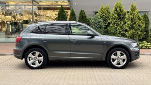 Grey Audi Q5 2009 in Riga, with an engine capacity of 3.00 L and mileage of 356 thousand km for 8600 €, photo 6 on AUTOMOTO.COM.LV