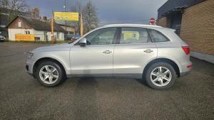 Grey Audi Q5 2009 in Riga, with an engine capacity of 2.00 L and mileage of 220 thousand km for 8550 €, photo 9 on AUTOMOTO.COM.LV
