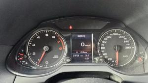 Grey Audi Q5 2009 in Riga, with an engine capacity of 2.00 L and mileage of 220 thousand km for 8550 €, photo 27 on AUTOMOTO.COM.LV