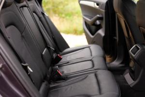 Pelēks Audi Q5 2009 Rīga, ar dzinēja tilpumu 2.00 L un nobraukumu 260 tūkst. km par 10995 €, foto 13 vietnē AUTOMOTO.COM.LV