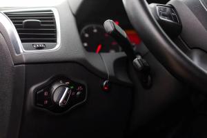Pelēks Audi Q5 2009 Rīga, ar dzinēja tilpumu 2.00 L un nobraukumu 260 tūkst. km par 10995 €, foto 16 vietnē AUTOMOTO.COM.LV