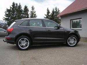 Pelēks Audi Q5 2009 Sigulda, ar dzinēja tilpumu 3.00 L un nobraukumu 263 tūkst. km par 9650 €, foto 4 vietnē AUTOMOTO.COM.LV