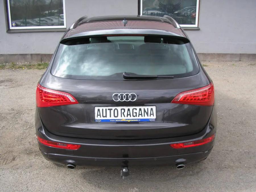 Pelēks Audi Q5 2009 Sigulda, ar dzinēja tilpumu 3.00 L un nobraukumu 263 tūkst. km par 9650 €, foto 7 vietnē AUTOMOTO.COM.LV