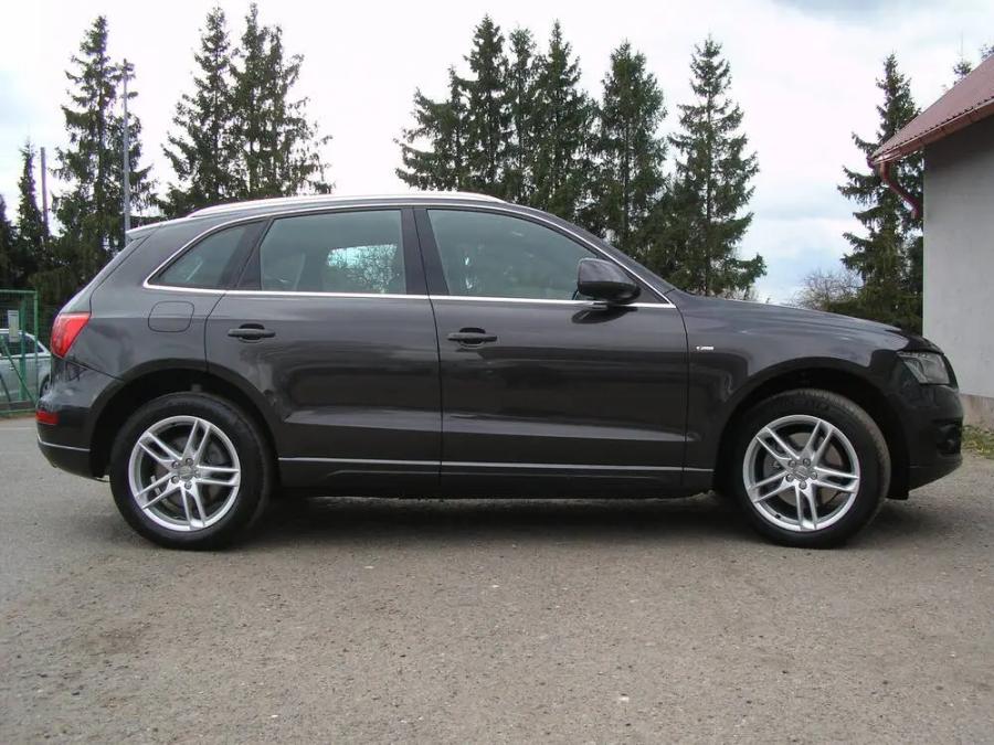 Pelēks Audi Q5 2009 Sigulda, ar dzinēja tilpumu 3.00 L un nobraukumu 263 tūkst. km par 9650 €, foto 8 vietnē AUTOMOTO.COM.LV