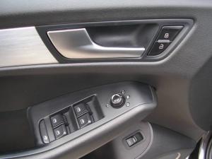 Pelēks Audi Q5 2009 Sigulda, ar dzinēja tilpumu 3.00 L un nobraukumu 263 tūkst. km par 9650 €, foto 20 vietnē AUTOMOTO.COM.LV
