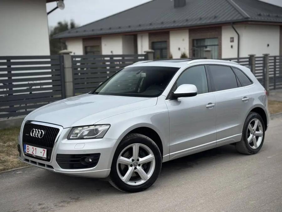 Pelēks Audi Q5 2009 Jelgava, ar dzinēja tilpumu 3.00 L un nobraukumu 307 tūkst. km par 8250 €, foto 1 vietnē AUTOMOTO.COM.LV