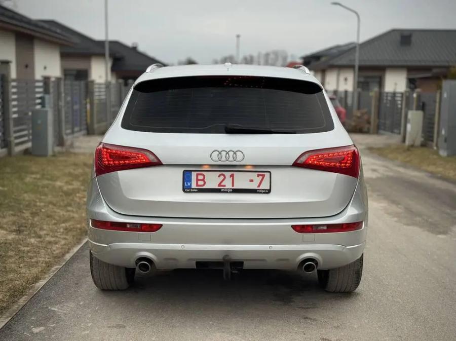Pelēks Audi Q5 2009 Jelgava, ar dzinēja tilpumu 3.00 L un nobraukumu 307 tūkst. km par 8250 €, foto 5 vietnē AUTOMOTO.COM.LV