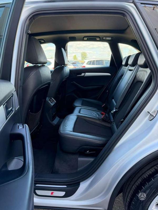 Pelēks Audi Q5 2009 Marijampole, ar dzinēja tilpumu 2.97 L un nobraukumu 265 tūkst. km par 8600 €, foto 9 vietnē AUTOMOTO.COM.LV