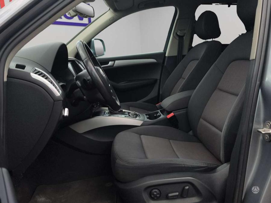 Grey Audi Q5 2009 in Vilnius, with an engine capacity of 3.00 L and mileage of 314 thousand km for 6799 €, photo 15 on AUTOMOTO.COM.LV