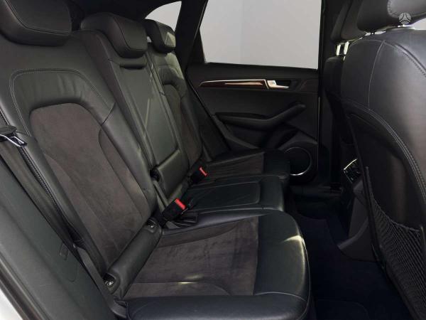 Grey Audi Q5 2009 in Kaunas, with an engine capacity of 3.00 L and mileage of 285 thousand km for 8999 €, photo 9 on AUTOMOTO.COM.LV