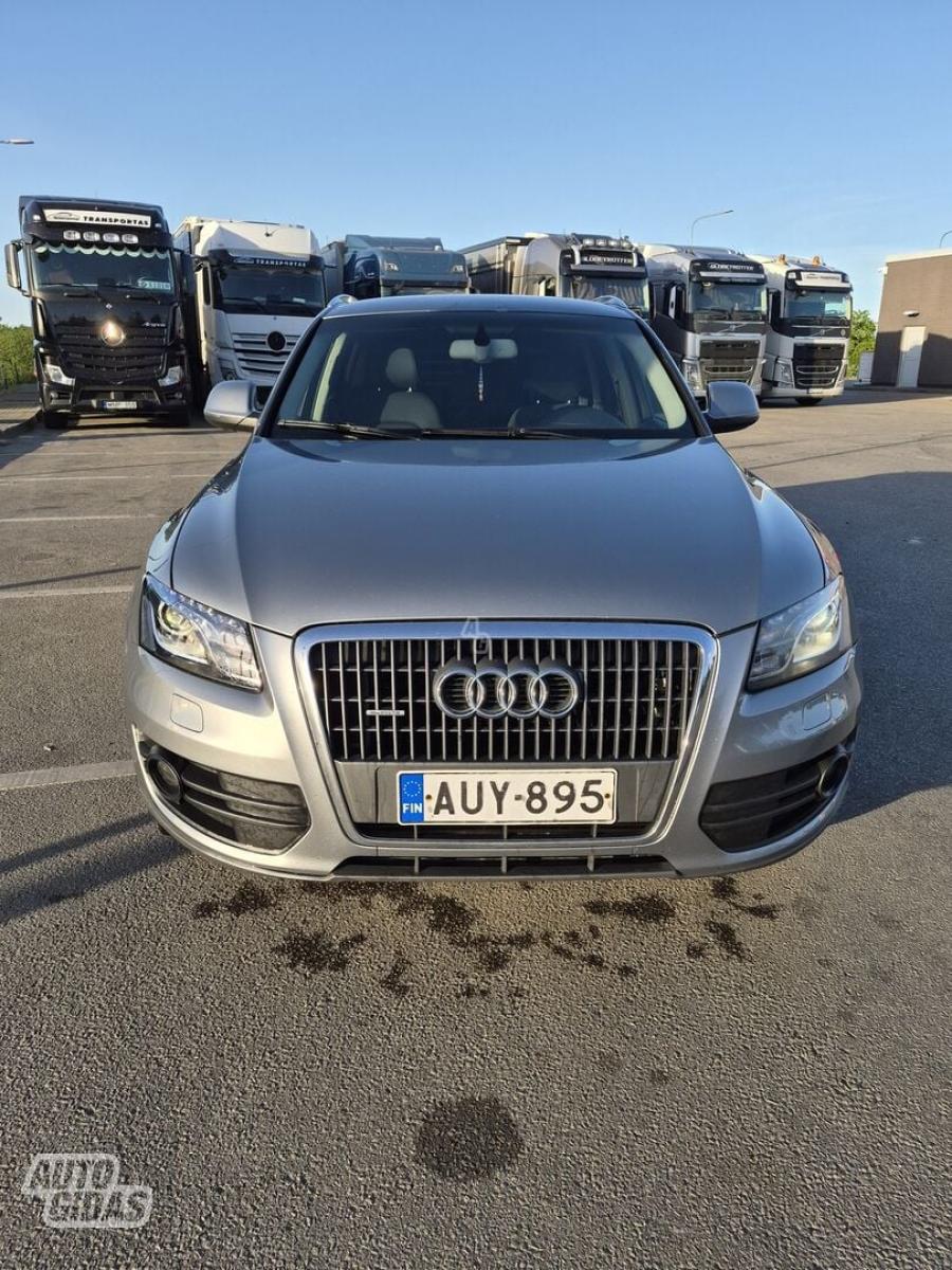 Pelēks Audi Q5 2009 Radviliškis, ar dzinēja tilpumu 2.00 L un nobraukumu 349 tūkst. km par 6700 €, foto 4 vietnē AUTOMOTO.COM.LV