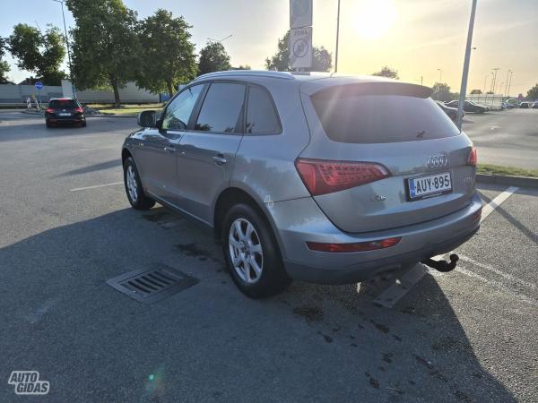 Pelēks Audi Q5 2009 Radviliškis, ar dzinēja tilpumu 2.00 L un nobraukumu 349 tūkst. km par 6700 €, foto 5 vietnē AUTOMOTO.COM.LV