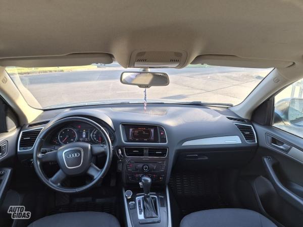 Pelēks Audi Q5 2009 Radviliškis, ar dzinēja tilpumu 2.00 L un nobraukumu 349 tūkst. km par 6700 €, foto 9 vietnē AUTOMOTO.COM.LV