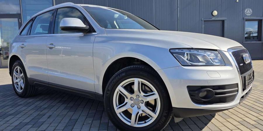 Pelēks Audi Q5 2009 Šauļi, ar dzinēja tilpumu 2.97 L un nobraukumu 260 tūkst. km par 7950 €, foto 8 vietnē AUTOMOTO.COM.LV