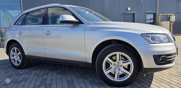 Grey Audi Q5 2009 in Siauliai, with an engine capacity of 2.97 L and mileage of 260 thousand km for 7950 €, photo 8 on AUTOMOTO.COM.LV