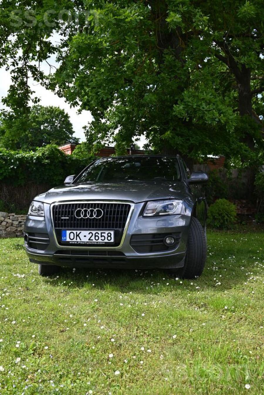 Grey Audi Q5 2009 in Cesis, with an engine capacity of 3.00 L and mileage of 335 thousand km for 8500 €, photo 1 on AUTOMOTO.COM.LV