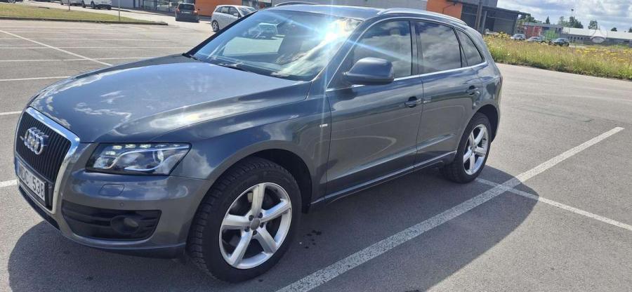 Pelēks Audi Q5 2009 Šauļi, ar dzinēja tilpumu 3.00 L un nobraukumu 258 tūkst. km par 5600 €, foto 1 vietnē AUTOMOTO.COM.LV