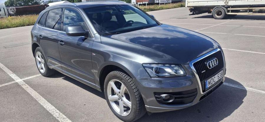 Pelēks Audi Q5 2009 Šauļi, ar dzinēja tilpumu 3.00 L un nobraukumu 258 tūkst. km par 5600 €, foto 3 vietnē AUTOMOTO.COM.LV