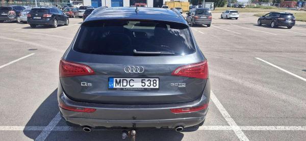 Grey Audi Q5 2009 in Siauliai, with an engine capacity of 3.00 L and mileage of 258 thousand km for 5600 €, photo 6 on AUTOMOTO.COM.LV