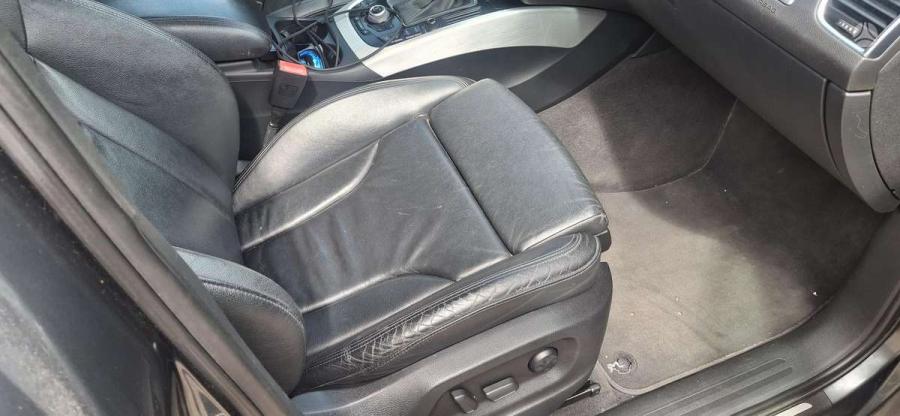 Pelēks Audi Q5 2009 Šauļi, ar dzinēja tilpumu 3.00 L un nobraukumu 258 tūkst. km par 5600 €, foto 10 vietnē AUTOMOTO.COM.LV