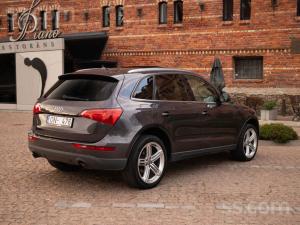 Grey Audi Q5 2009 in Liepaja, with an engine capacity of 2.00 L and mileage of 228 thousand km for 9250 €, photo 7 on AUTOMOTO.COM.LV