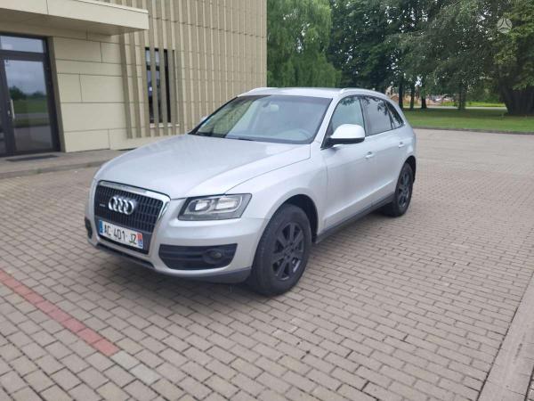 Grey Audi Q5 2009 in Raseiniai, with an engine capacity of 1.97 L and mileage of 287 thousand km for 5499 €, photo 1 on AUTOMOTO.COM.LV