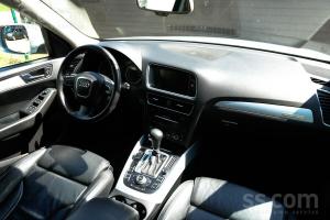 Pelēks Audi Q5 2009 Rīga, ar dzinēja tilpumu 3.00 L un nobraukumu 320 tūkst. km par 8990 €, foto 7 vietnē AUTOMOTO.COM.LV