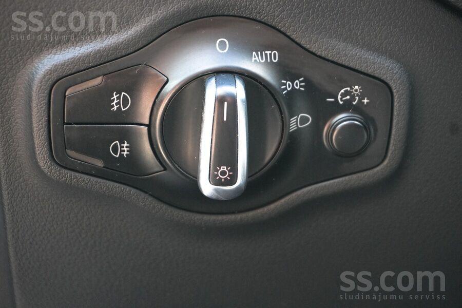 Pelēks Audi Q5 2009 Rīga, ar dzinēja tilpumu 3.00 L un nobraukumu 320 tūkst. km par 8990 €, foto 20 vietnē AUTOMOTO.COM.LV